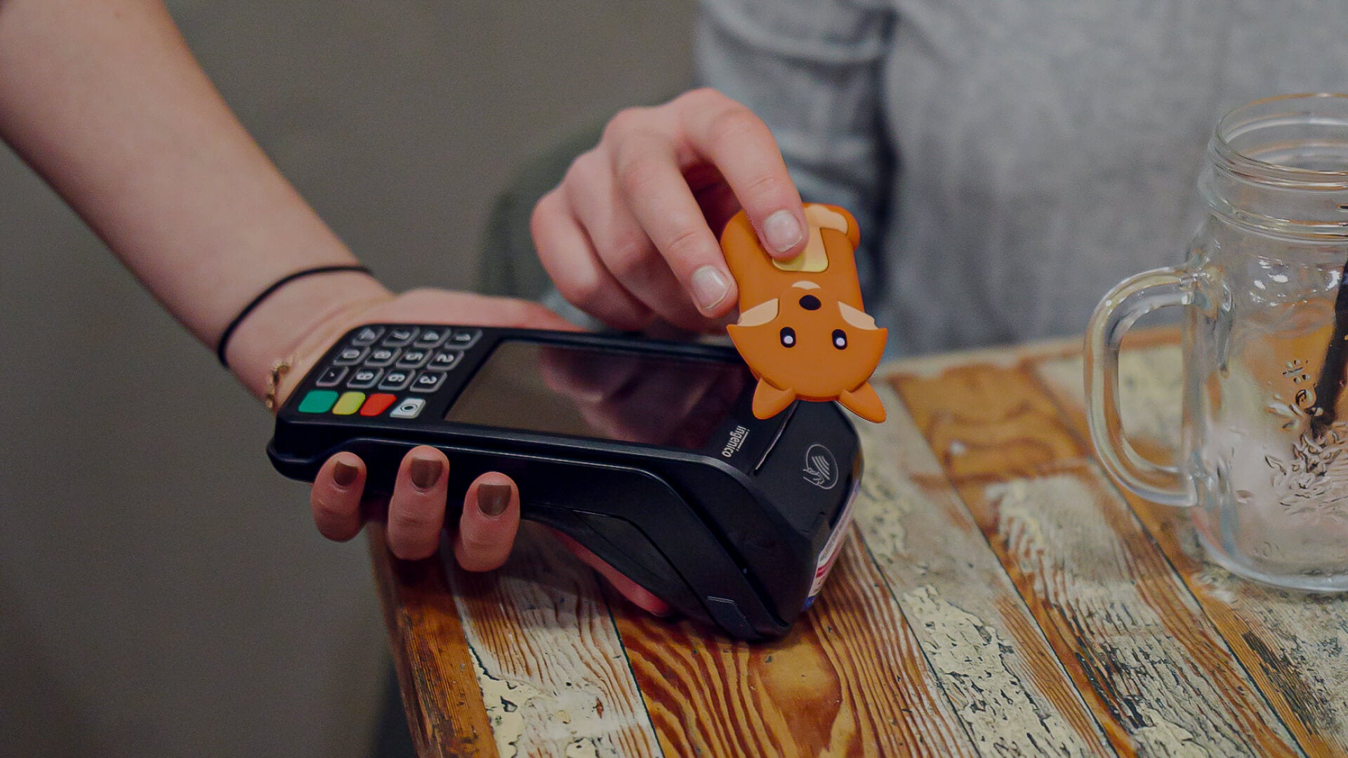 Money Walkie : Le porte-monnaie sans contact de la famille